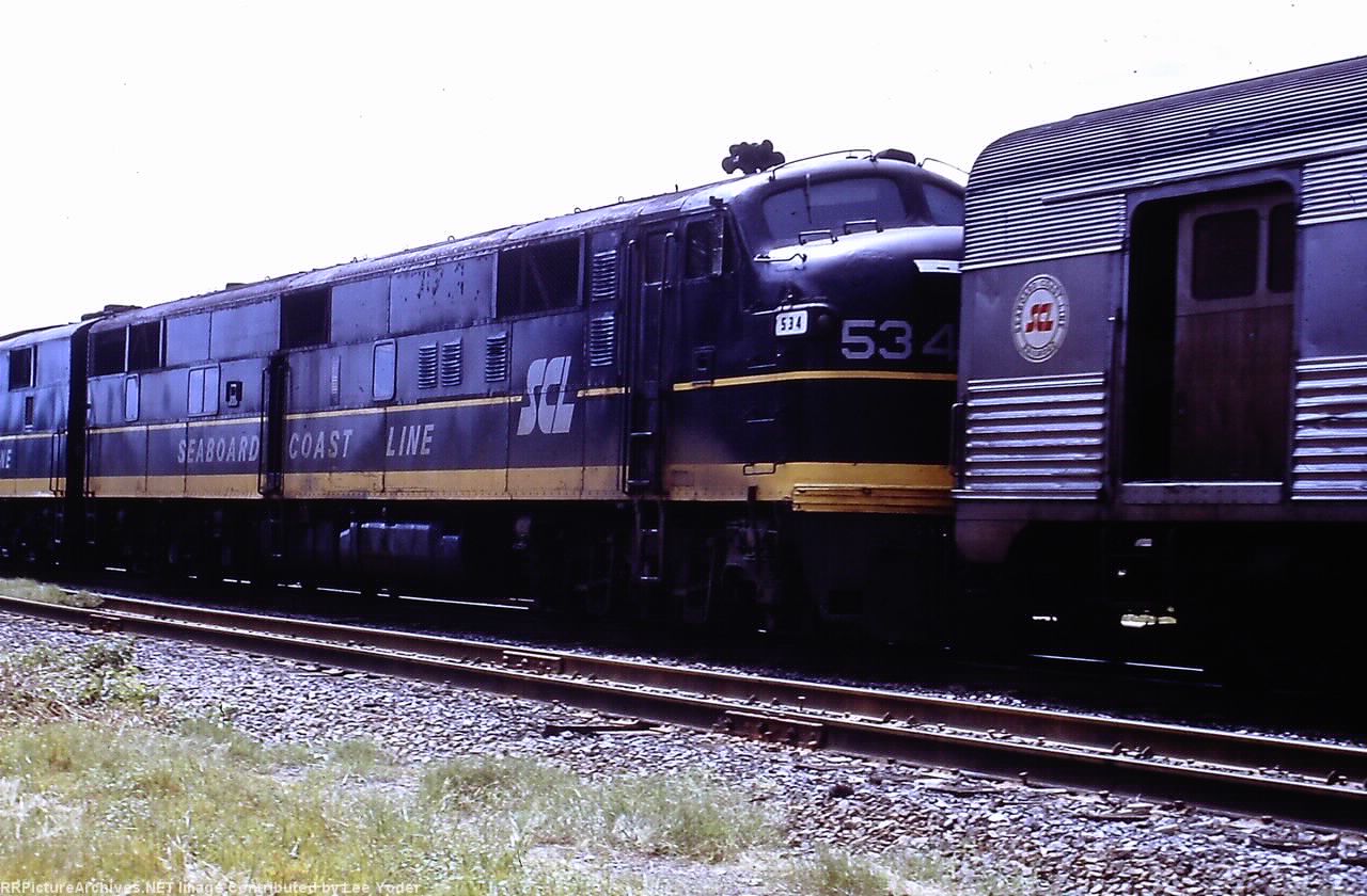 SCL 534 E7A working for Amtrac